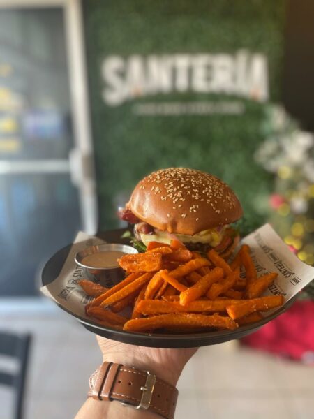 9 hamburguesas imperdibles en Costa Rica - la fatfluencer