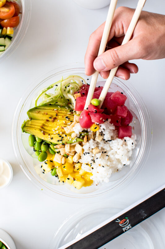 Poke celebra 4 años con la apertura de su cuarto local en la zona de ...