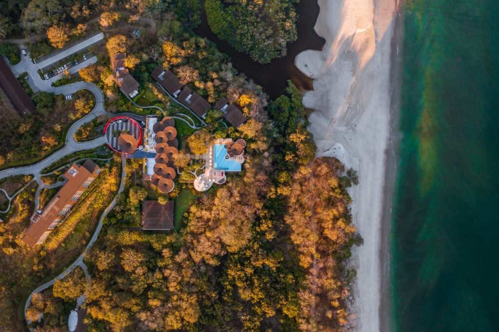 Hotel W y Westin Reserva Conchal conquistan premios internacionales por ...