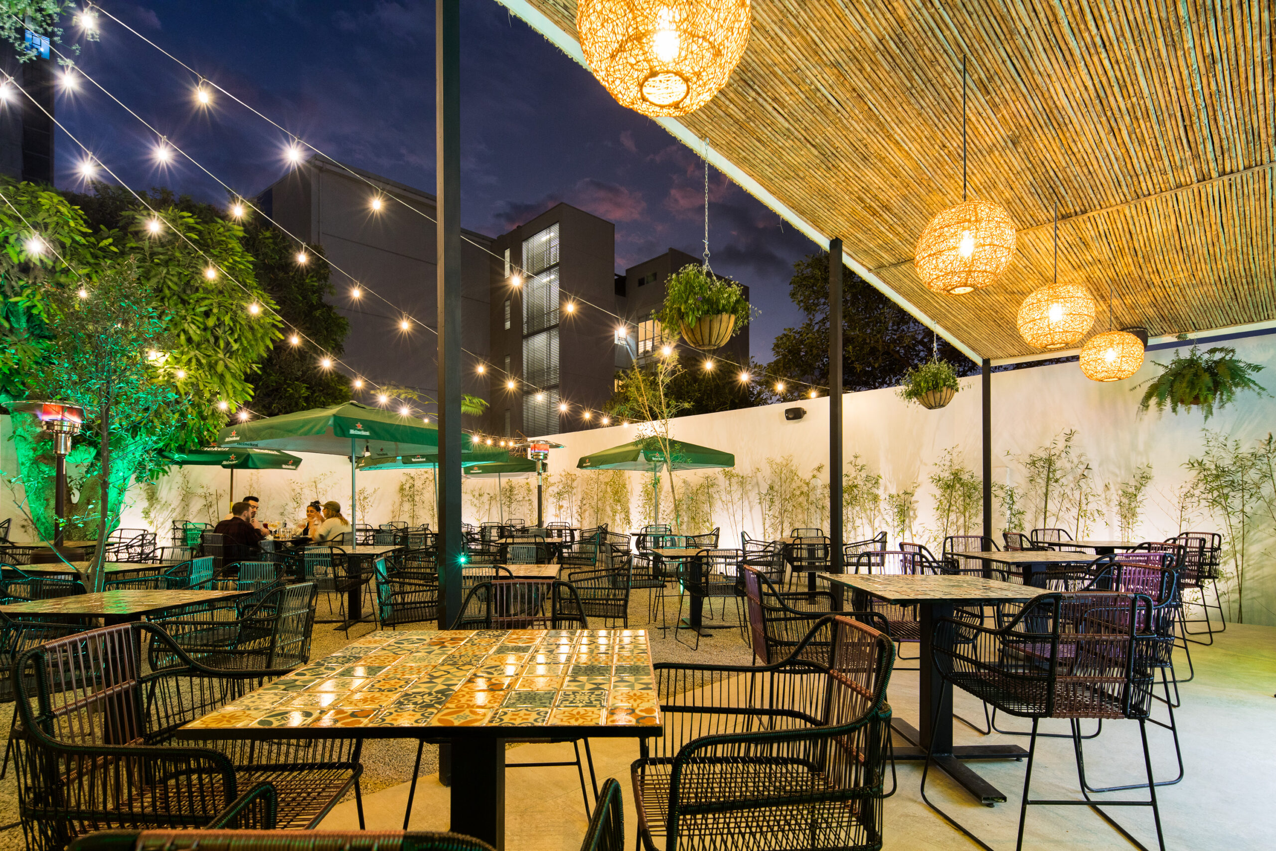 Batanga Gastro Garden presenta un menú renovado - la fatfluencer